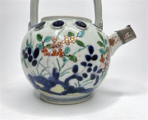 Imari Porcelain Sake Ewer Arita Japan Circa 1700 Edo Bada