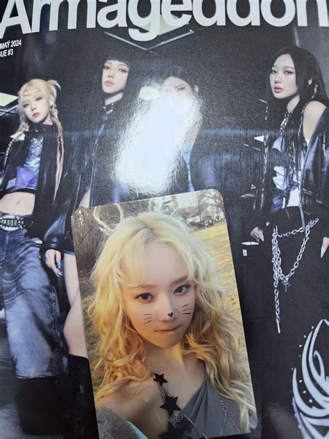 더쿠 아마겟돈 앨범 윈터 포카 나왔는데 개귀엽다 미친