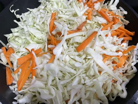 비건 다이어트 ~ 양배추 양파 볶음 만드는법