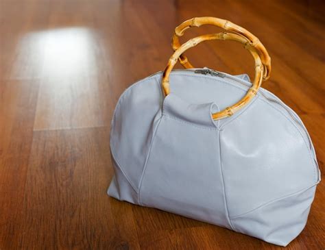 Premium Photo Leather Traveling Bag