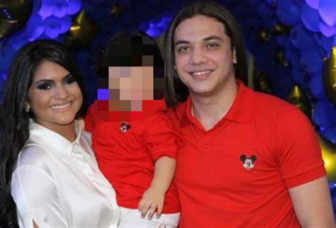 Ex Mulher De Wesley Safad O Namora O Novo Lateral Do Vit Ria Bahia No Ar