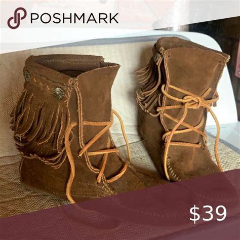 Laced Minnetonka Moccasins Size 5 Minnetonka Moccasins Vintage