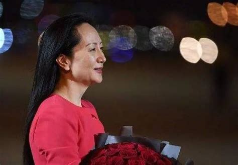 华为老总任正非三个孩子三个姓，两个女儿随母姓，一个儿子跟任总姓孟军安娜孟晚舟