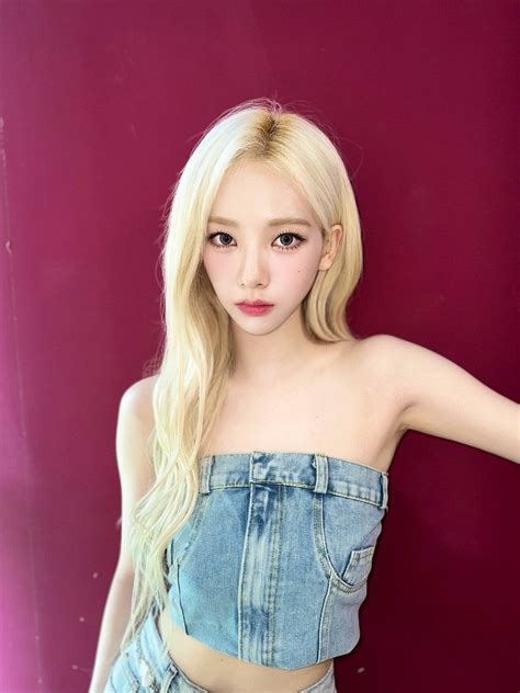 2023 연세대 축제 금빛 모발 에스파 카리나 인스티즈 Instiz 이슈 카테고리