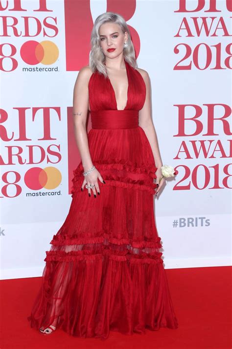 Anne Marie Outfits Style And Looks K4 Fashion