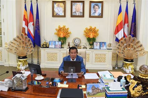 សម្តេចតេជោនាយករដ្ឋមន្រ្តី អញ្ជើញបើកកិច្ចប្រជុំពេញអង្គគណៈរដ្ឋមន្រ្តីប្រចាំ សប្តាហ៍