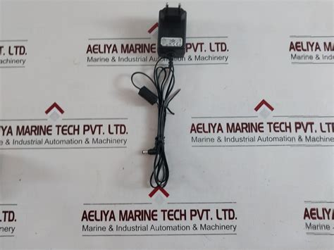 Icom Bc Desktop Charger With Adapter Aeliya Marine