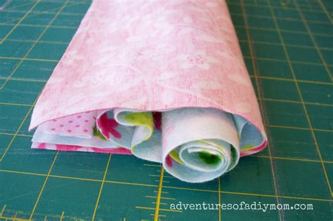 How To Make An Easy Tube Pillowcase With Only 3 Seams The Burrito