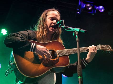 Billy Strings Reveals New Album Renewal