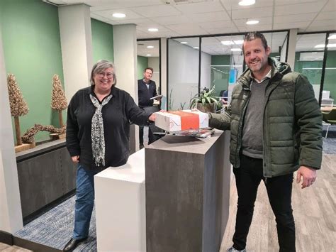 Onze Gewaardeerde Collega Karinda Oosterbos Pranger Werd Vanmorgen Aangenaam Verrast Met Een