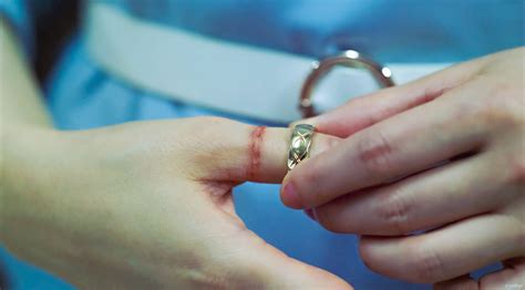 송 On Twitter 한태주 엄지손가락 원상아 작품인 거 U0ywozjaud Twitter