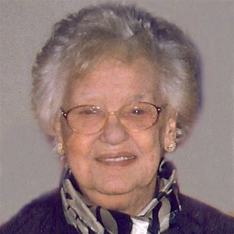 Laura Chiassons Instagram Twitter And Facebook On Idcrawl