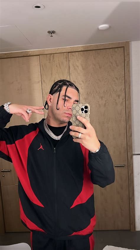 Ryan Castro Cantores