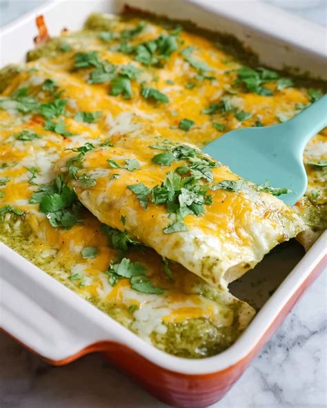 Green Chicken Enchiladas With Salsa Verde Flavorful Dinner