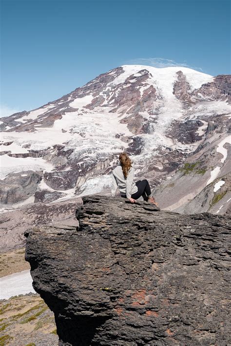 How To Hike The Skyline Loop Trail Mt Rainier Oceanus Adventure