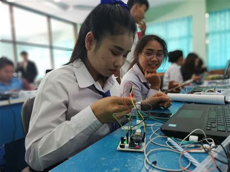 Bootcamp Arduino MicroBrain Academy Bootcamp Arduino MicroBrain Academy
