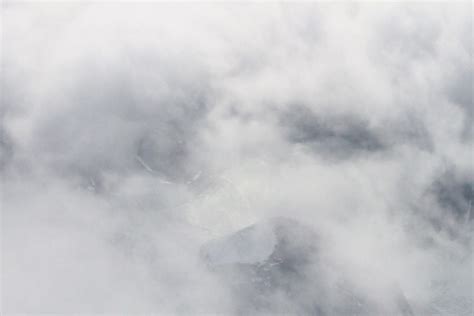White Fog Wallpapers Top Free White Fog Backgrounds Wallpaperaccess