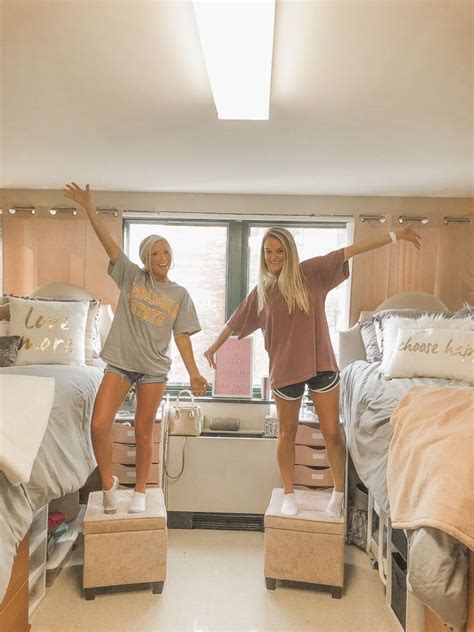 Pin By Kendra Jones On College Life Girls Dorm Room Dorm Room