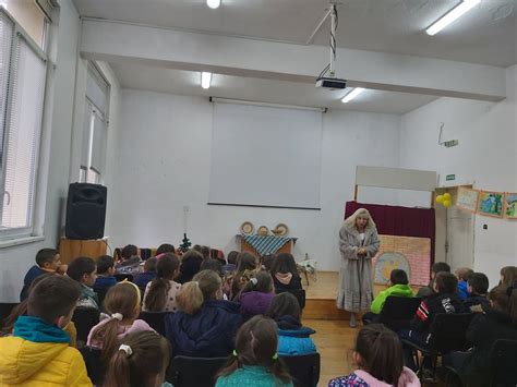 Гостува ни Милена Димова НУ Св Св Кирил и Методий Троян