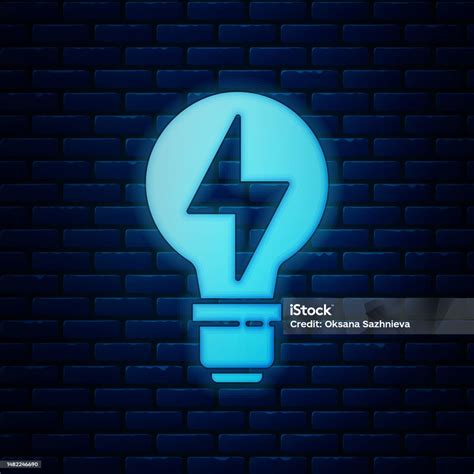 벽돌 벽 배경에 고립 된 번개 기호 아이콘빛나는 네온 전구 라이트 램프 표지판 아이디어 기호입니다 벡터 번개에 대한 스톡 벡터