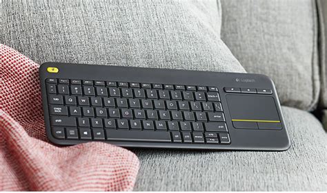 Logitech Wireless Touch Keyboard K400