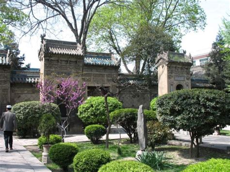 Сиан информация карта и забележителности в Сиан