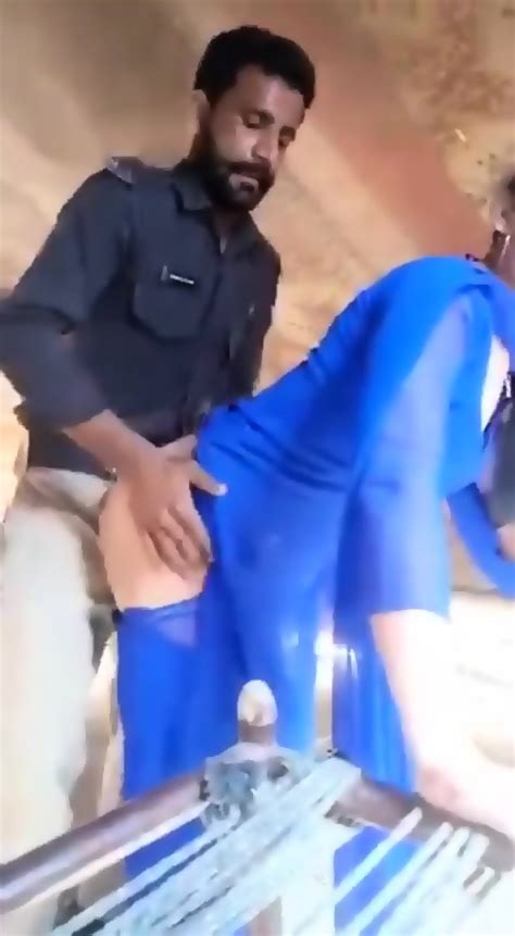 Desi Shemale With Pakistani Police Eporner