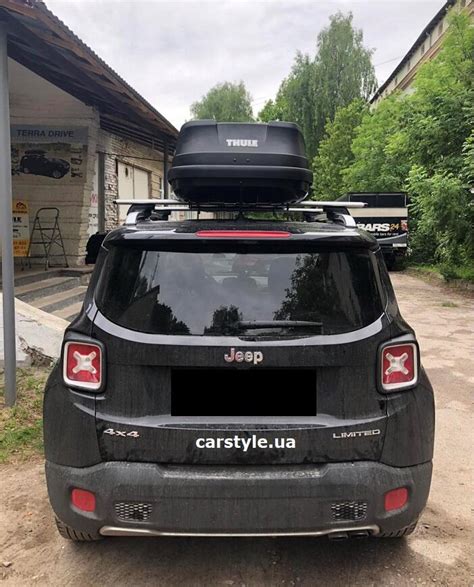 Багажник Thule Raised 7104 WingBar и бокс Thule Touring 780 Antracite ...