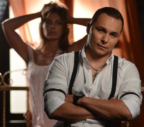 Emrah Emšo Sa Novom Pjesmom Pomjera Granice Video