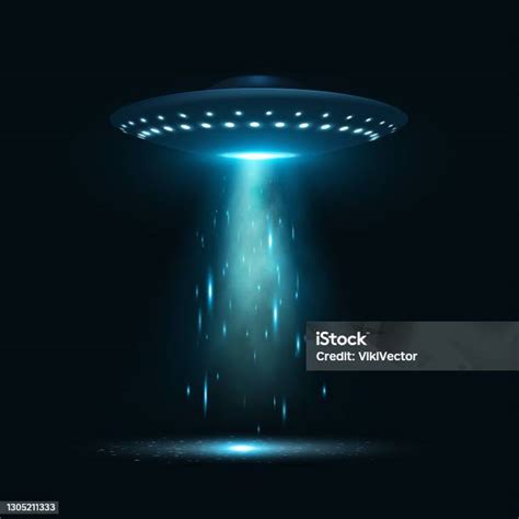 사실적인 스타일로 파란색 빛나는 조명과 Ufo 정체불명의 비행 물체 접시 선회에 대한 스톡 벡터 아트 및 기타 이미지 선회 조명 장비 조명 장식 Istock