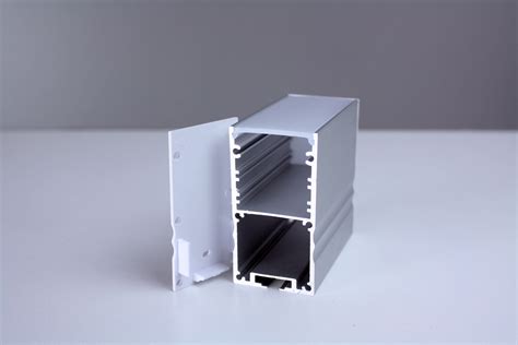 LT Series: LT3050