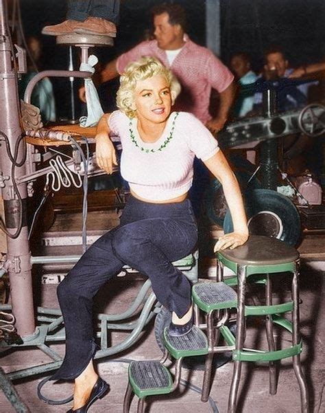 Marilyn Monroe On Set Marilyn Monroe Marilyn Marilyn Monroe Photos