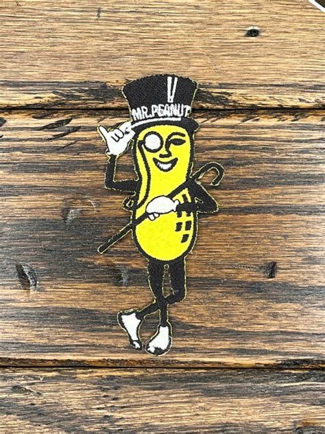 Vintage Mr Peanut Planters Gem