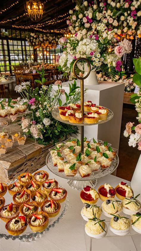 Delicias Dulces Inspiración Para Una Mesa De Postres De Ensueño En Tu