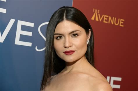 Dr Odyssey Cast Hamiltons Phillipa Soo Joins Ryan Murphys Medical Drama