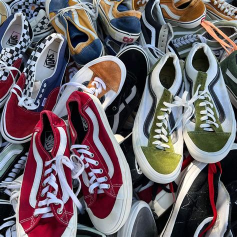 เมากลิ่นวินเทจ 🔥ตัวละ 100บาท 3วันเท่านั้น 🔥 สนใจดูรูปเพิ่มเติมทักเลยครับ เมายีนส์ กางเกง