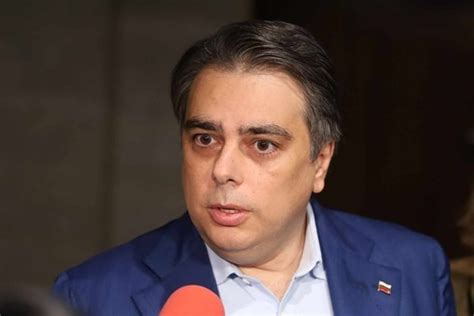 Асен Василев очаква положителен конвергентен доклад на 4 юни