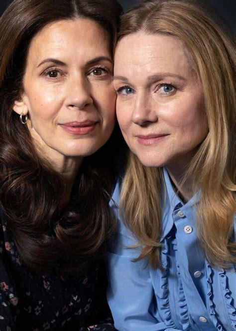 ‘like A Romance Laura Linney And Jessica Hechts Spring Fling Onstage