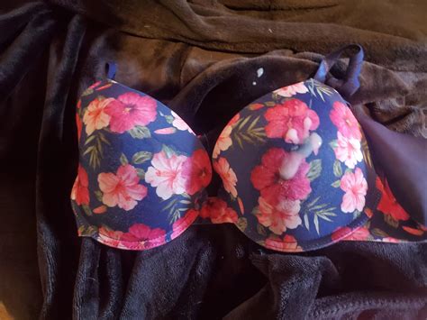 Step Sister Came For A Visit She Left With A Surprise Scrolller