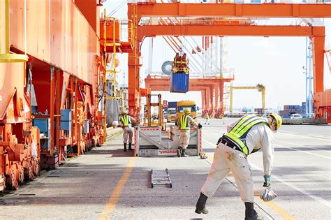 港湾荷役事業 横浜船舶作業株式会社