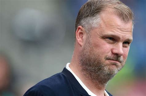 Vfb Stuttgart Umbruch Oder Nicht So Plant Der Vfb Den Transfersommer Vfb Stuttgart