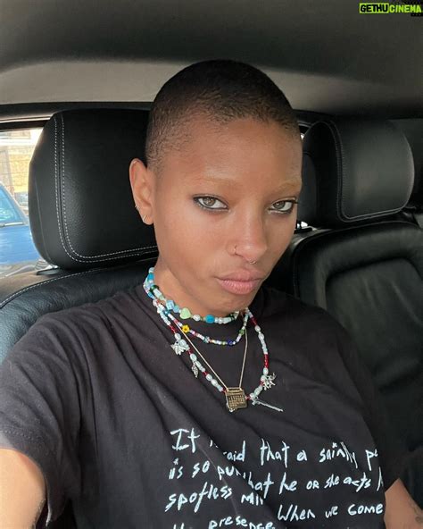 Willow Smith Wiki Biography Age Gallery Spouse And More