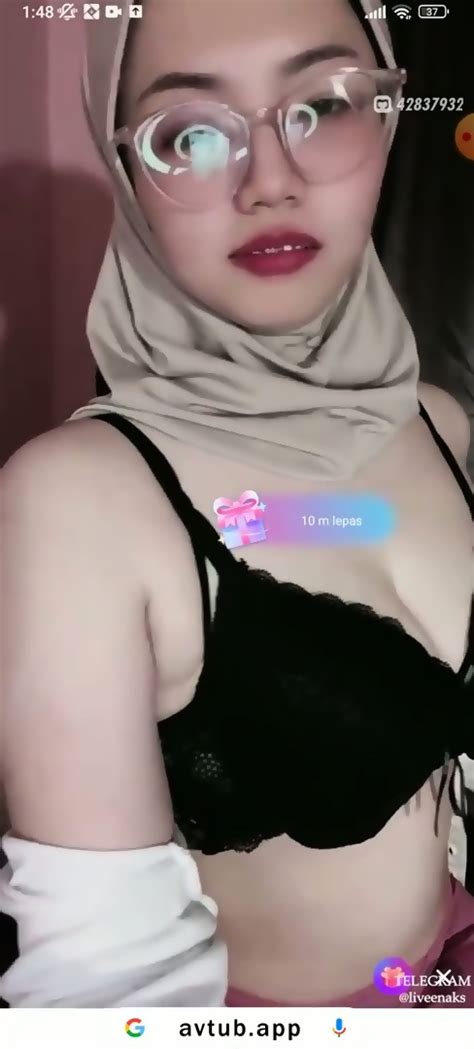 Hijab Manis Toge Joget Lepas Bra Eporner