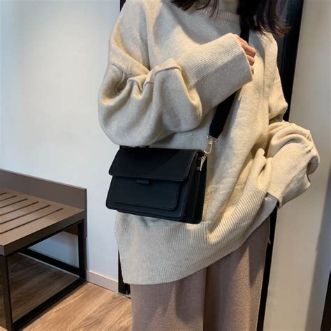 高级感小包包2022新款潮ins小众斜挎包河北白沟女包包春夏季百搭虎窝淘