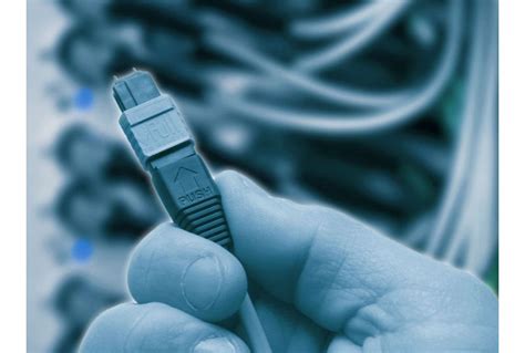 81 Series Patchcord Attenuator 13101550nm 20db