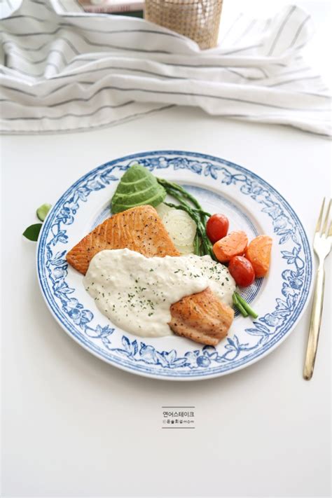 연어스테이크 만들기 홀스래디쉬 소스 만들기 연어구이 소스 요리 연어스테이크 굽기 네이버 블로그