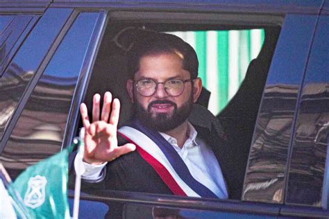 Las Claves Del Aumento De 10 Puntos En La Aprobación De Boric