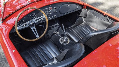 Shelby Cobra Rouge Iris Del 1974