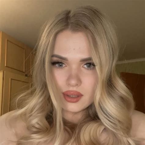 люди які вміють слухати та чути це дуже сексуально