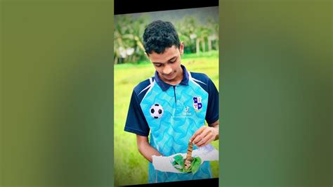 ආදරේ සුන්දරයි කිවුවාට එක නැති උනාම තමා තෙරෙන්නේ ආදරේ කියලා පකක් නෑ